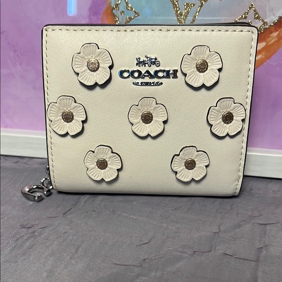 Coach | Bags | Coach Cream Floral Wallet With Textured Appliqus | Poshmark